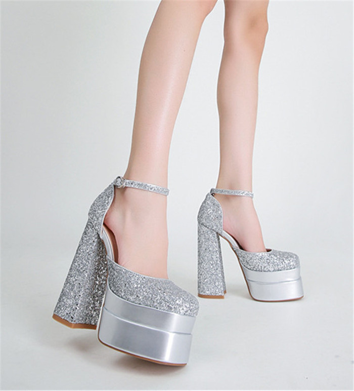 Silver Platform Sandals on Luulla