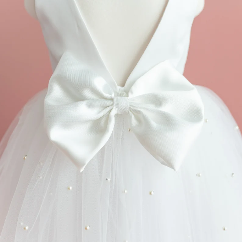 White First Communion Girl Dress With Pearls on Luulla