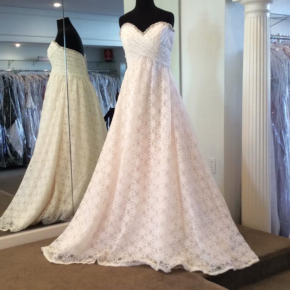 Sleeveless Overall Lace Wedding Dress With Pleated Bodice on Luulla