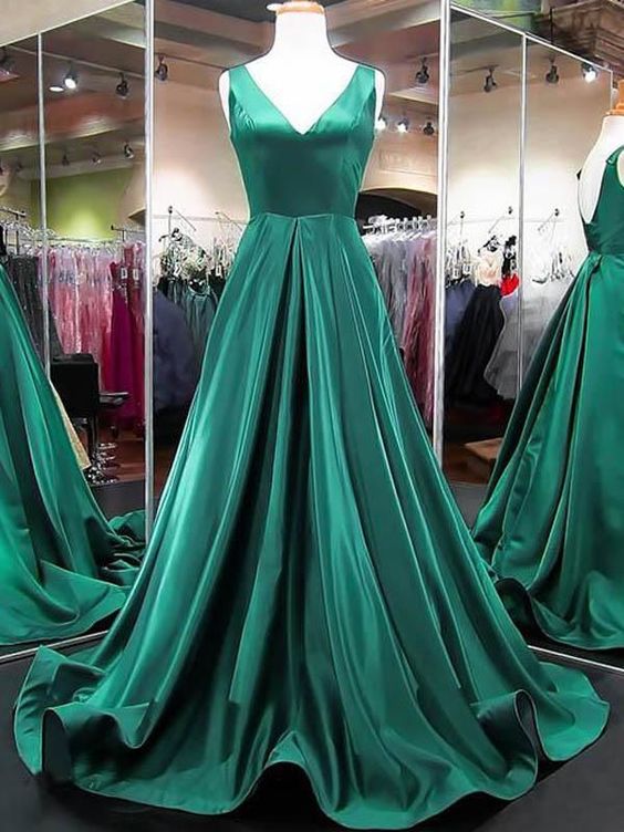 V Neck Prom Dress on Luulla