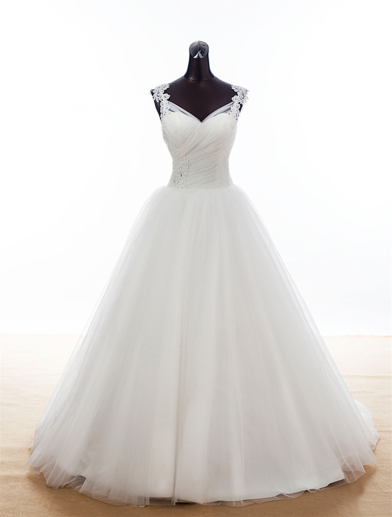 Designer White Wedding Gown on Luulla