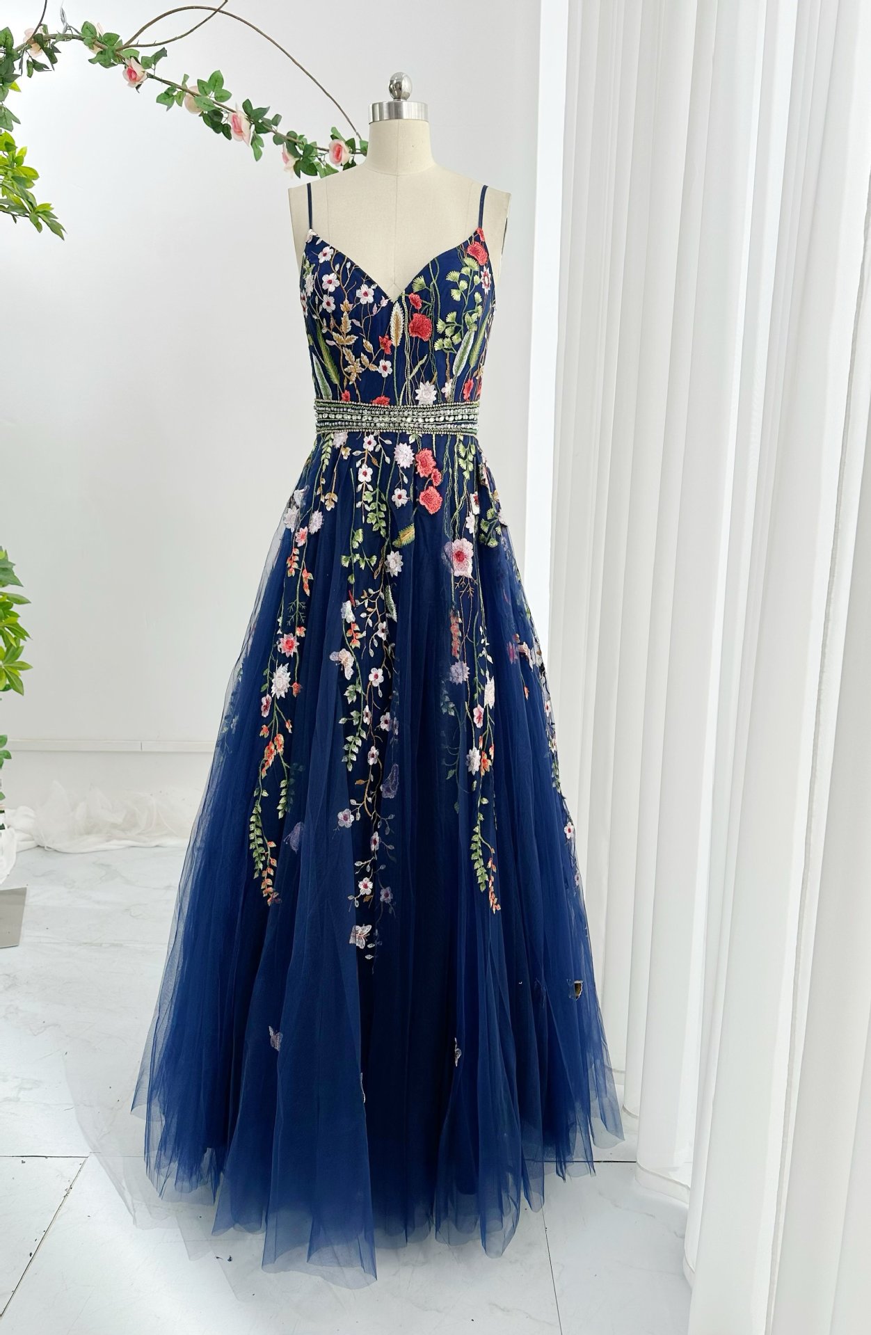 Spaghetti Strap Floral Applqiued Formal Occasion Dress Long Evening ...